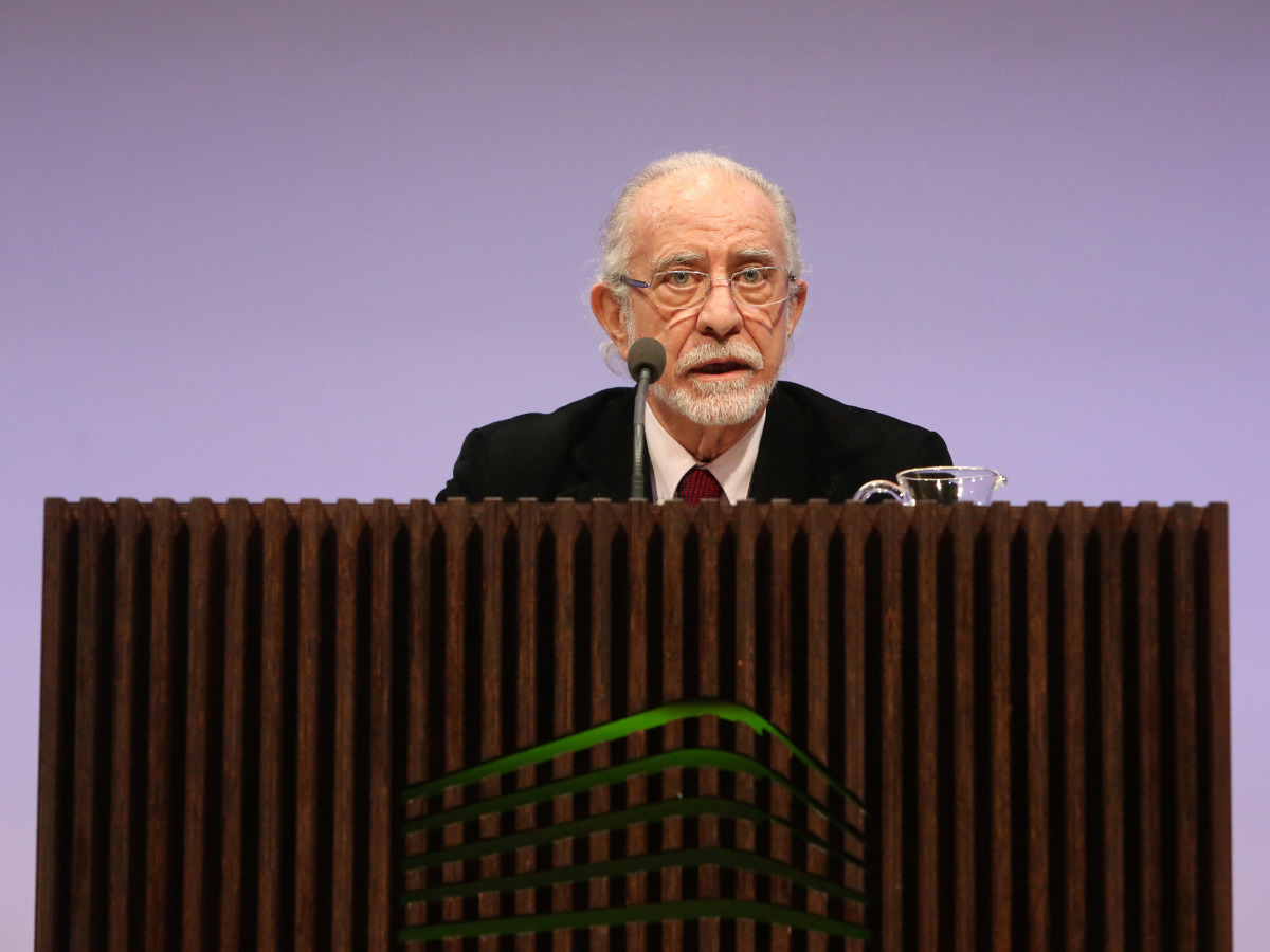 José María Merino (II): Diálogo con José María Merino | Fundación Juan ...